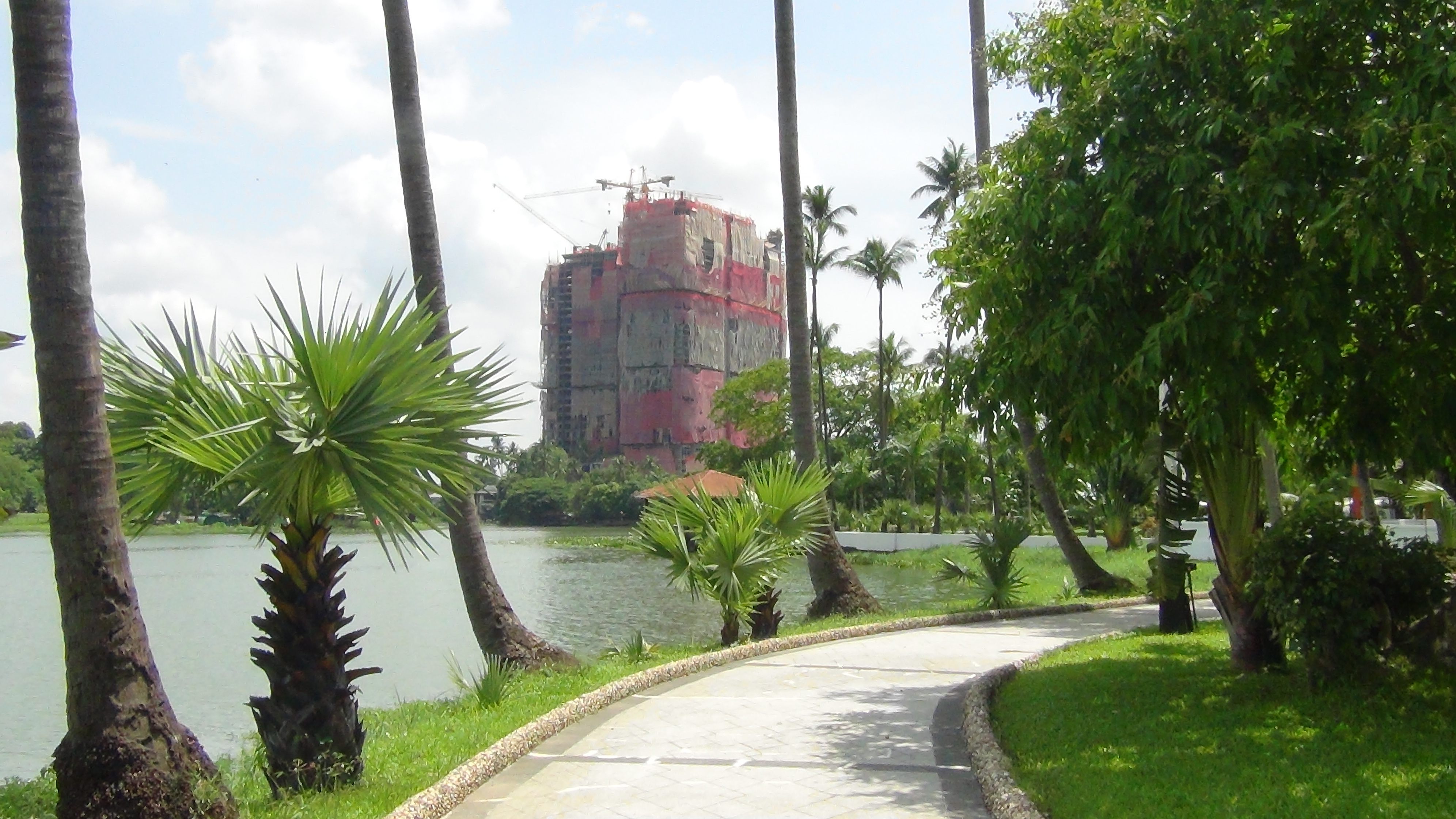 Inya Lake Hotel's Point Of View - Diamond Inya Palace Condominium